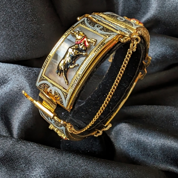 Unbranded | Jewelry | 1 Vintage Toledo Damascene Spanish Scenes Gold ...